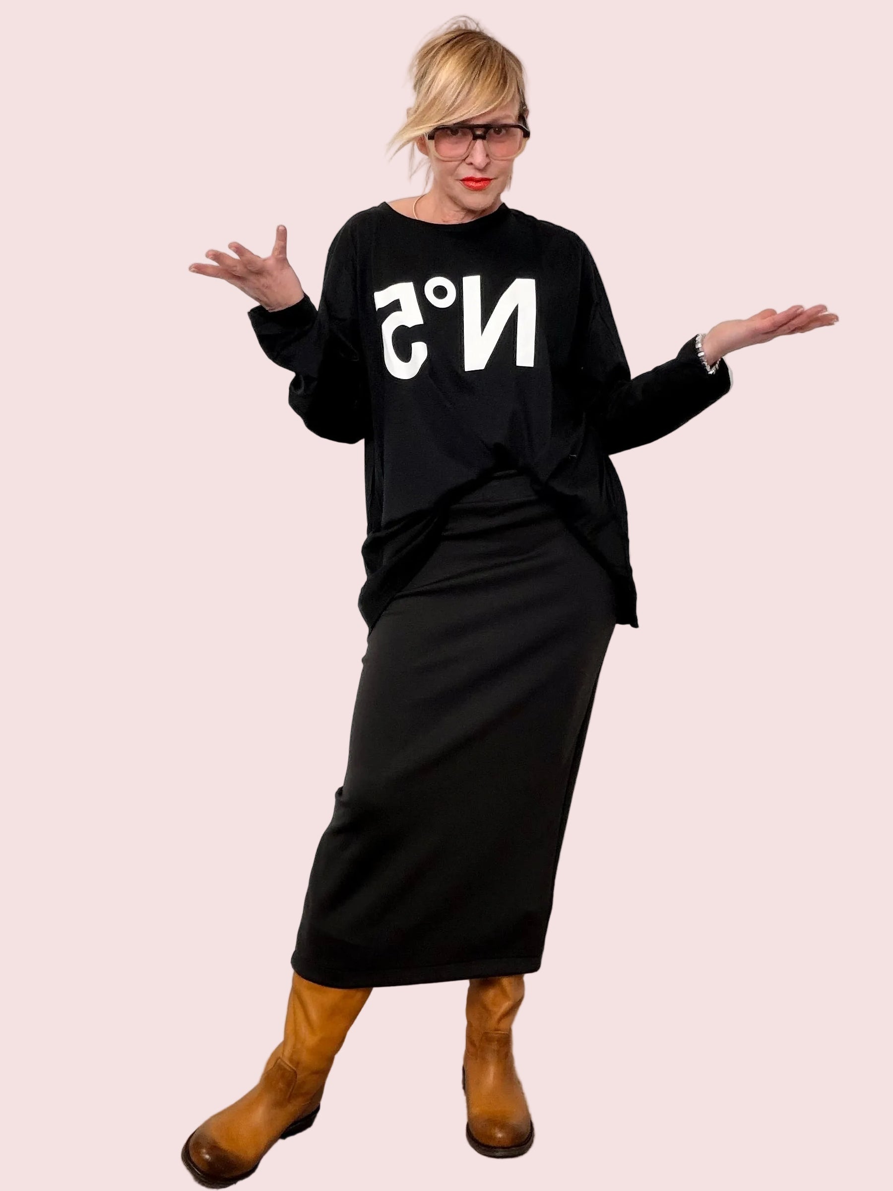 T-shirt in modal Over – Ironia in formato maxi